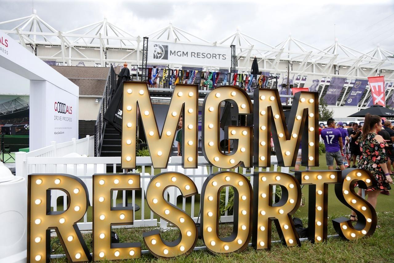 ដោយឡែកបើយោងតាម គេហទំព័របច្ចេកវិទ្យា ZDNet បានរាយការណ៍ថា ព័ត៌មានលម្អិតផ្ទាល់ខ្លួនរបស់ភ្ញៀវជាង 10. ...