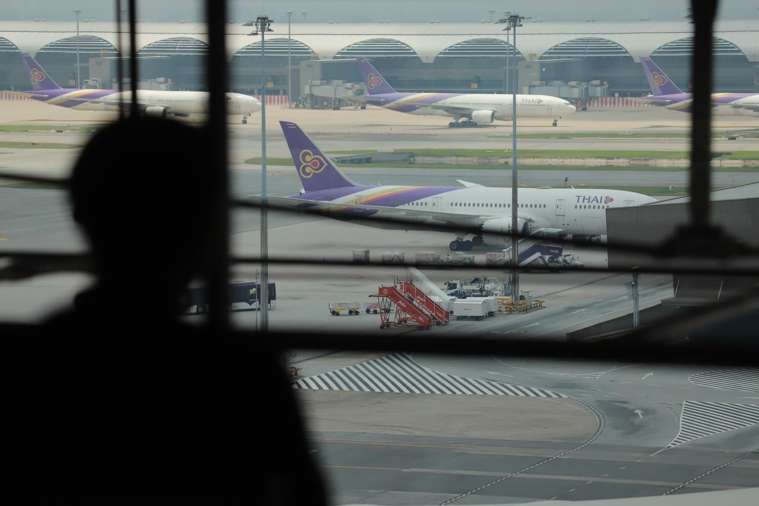 គួរបញ្ជាក់ផងដែរថា AeroThai គឺជាសហគ្រាសរដ្ឋមួយ ស្ថិតនៅក្រោមក្រសួង ...