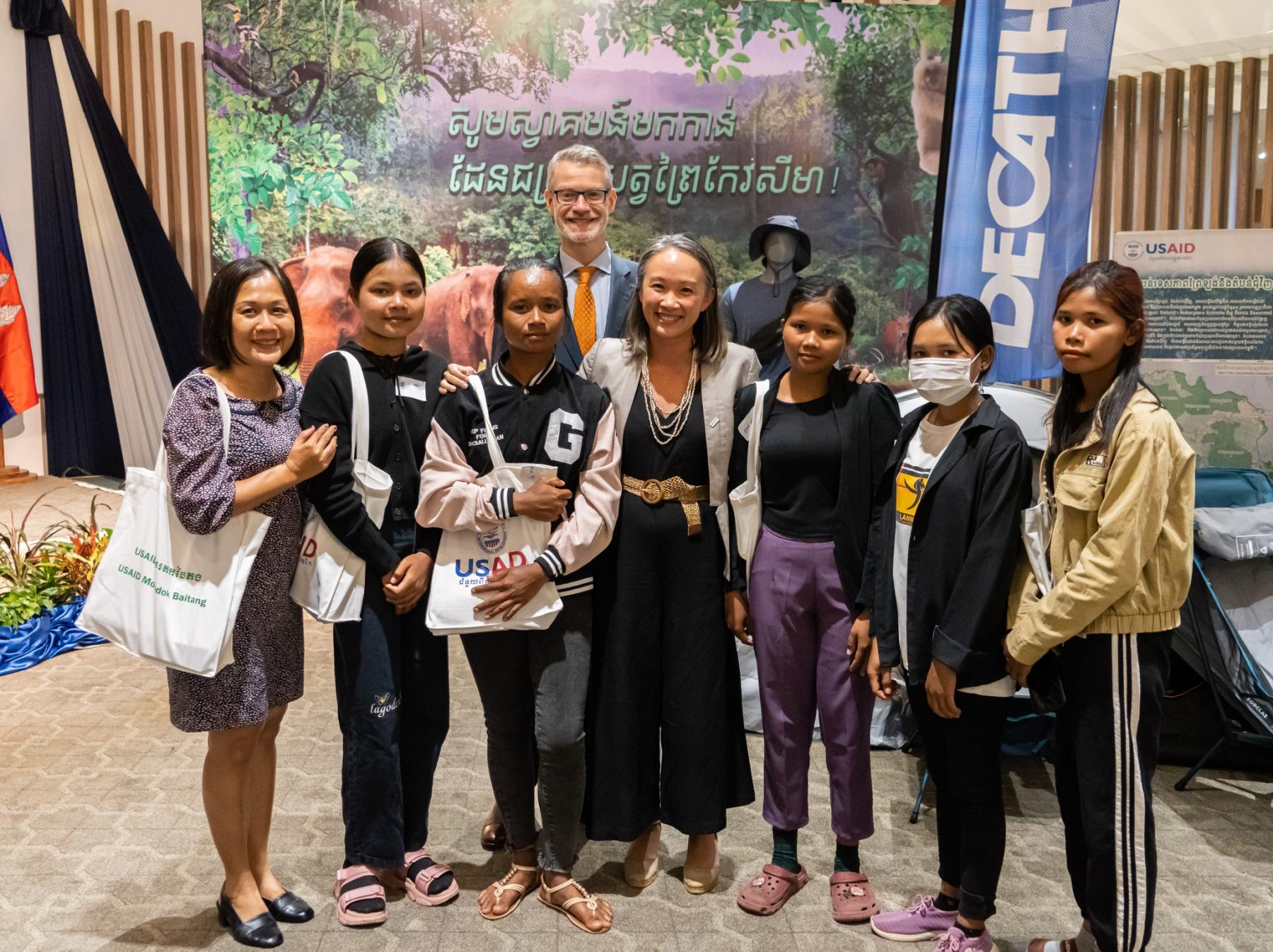 គម្រោងនេះ នឹងគាំទ្រដល់និរន្តរភាព នៃមរតកព្រៃបៃតង របស់ប្រទេសកម្ពុជា ...