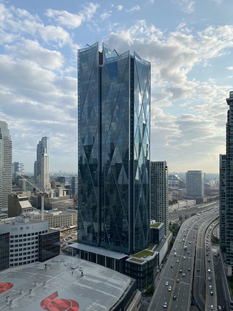 លោក Dominic Bettison អគ្គនាយកនៃ ក្រុមហ៊ុនស្ថាបត្យកម្មសំណង់ ...