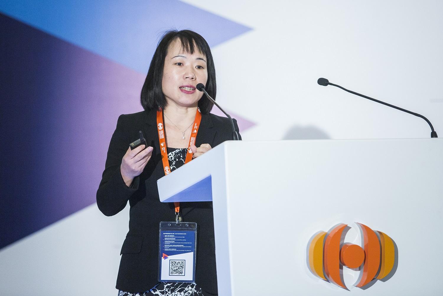 លោក Shu Zhan ព្រឹទ្ធបុរសនៃមជ្ឈមណ្ឌលស្រាវជ្រាវ ...