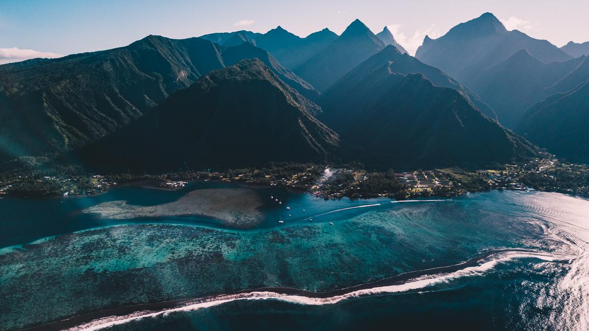 10. ភូមិ Teahupo’o កោះ Tahiti